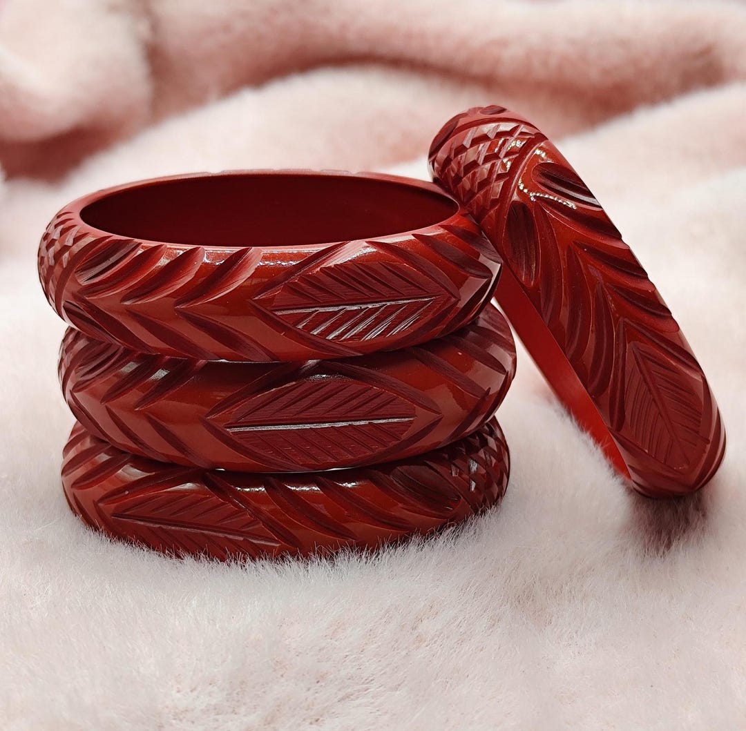 Bakelite Inspired Carved Bangle- Vintage 50s Inspired-resin Bracelets ...