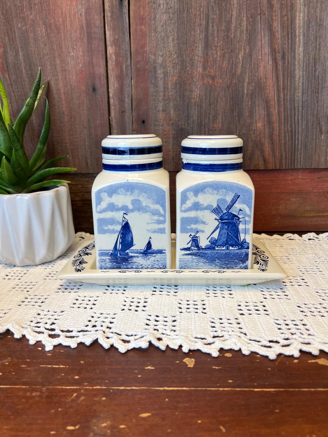 Vintage Delft Blauw Hand-painted Canisters With Tray - Etsy