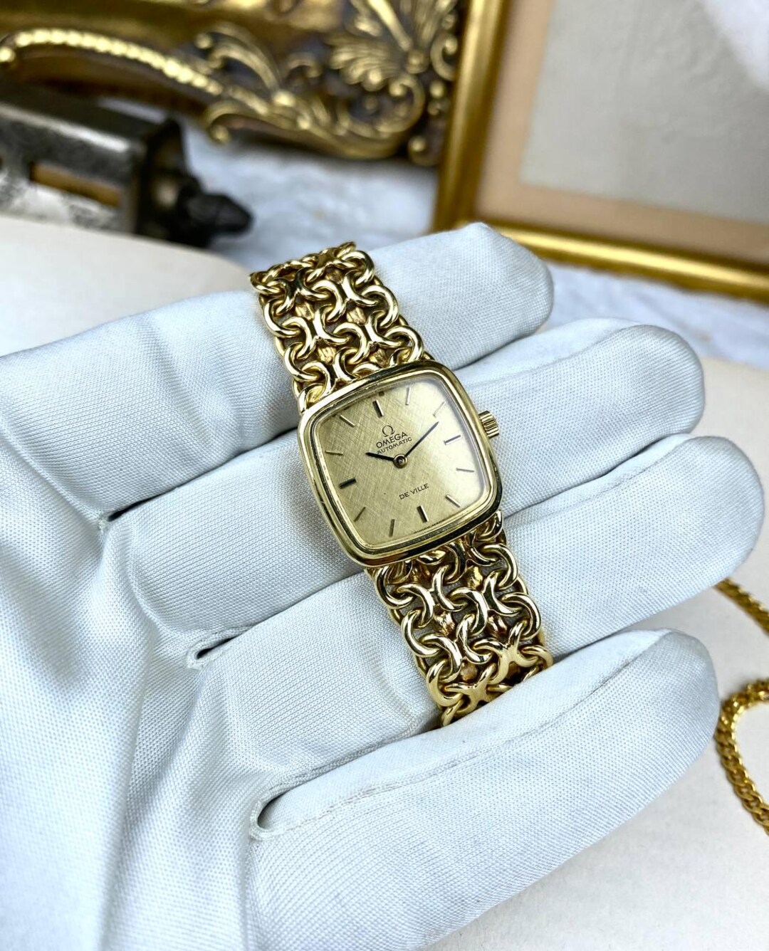 OMEGA 18k Solid Gold Watch - Etsy