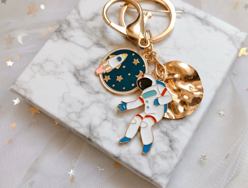 Space Keychain Spaceman and Spaceship Cute Keychain Gift | Etsy