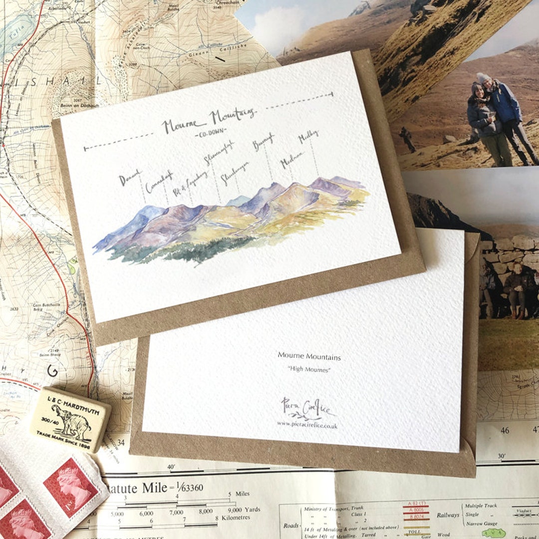 High Mournes Panorama, illustrierte Grußkarte, Mournes Landschaft ...