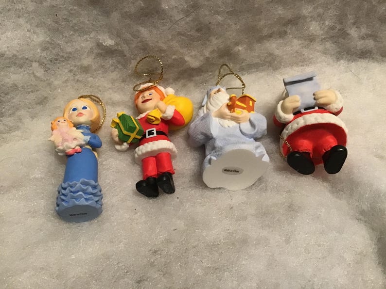 Enesco Santa Claus is Comin to Town Ornaments Miss Jessica Kris Kringle ...