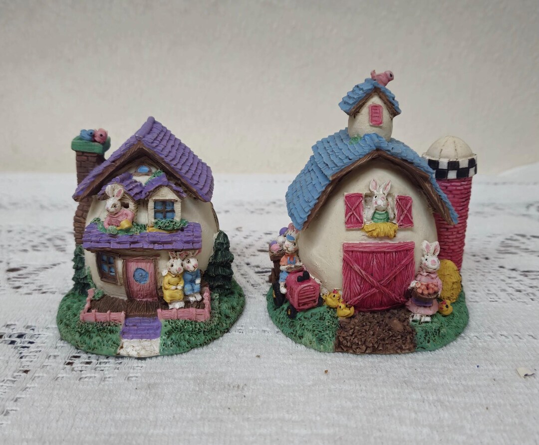 Midwest of Cannon Falls Egg Houses Easter Village Cottage & Barn Choice ...