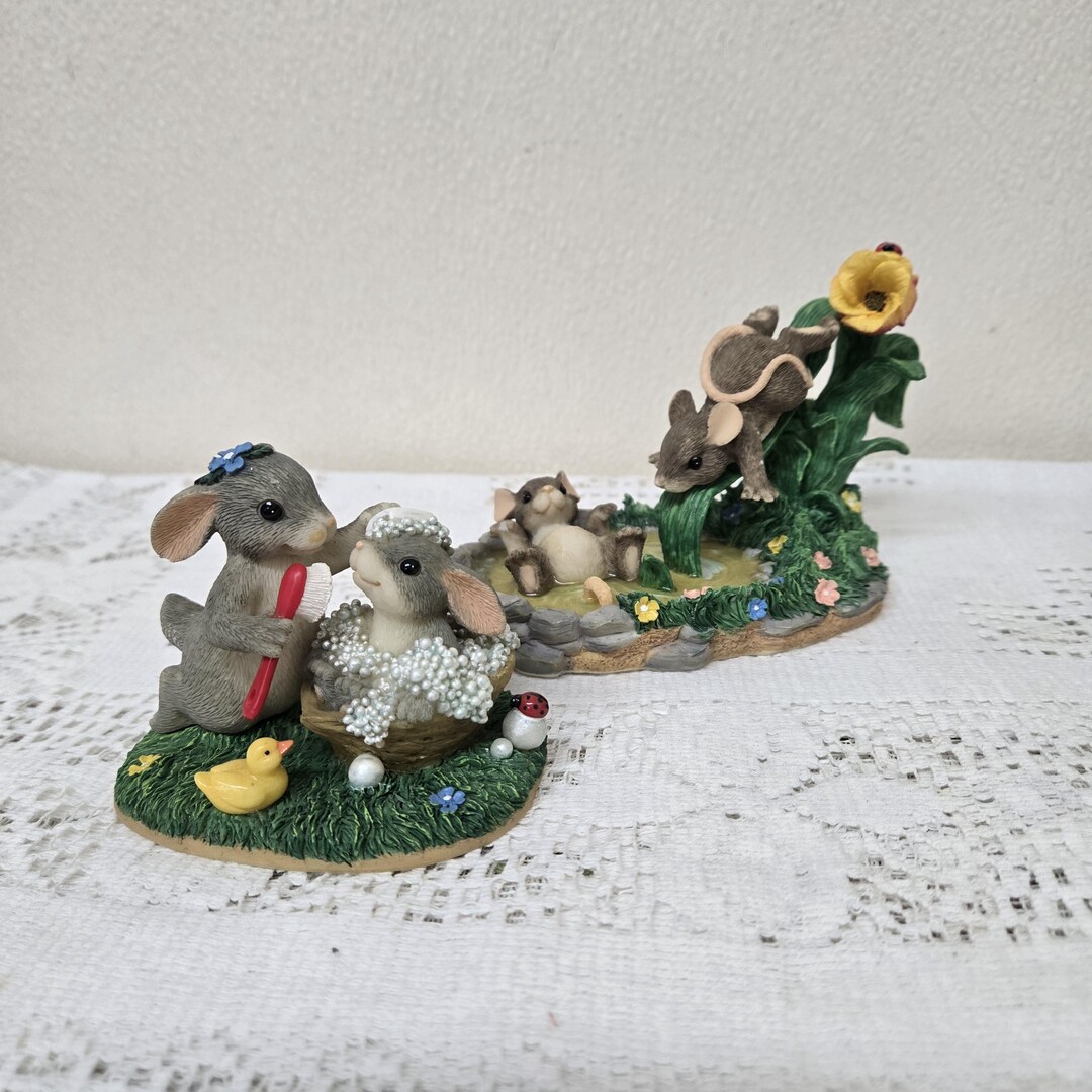 Charming Tails Wash Away These Worries & the Waterslide Fritz and Floyd ...