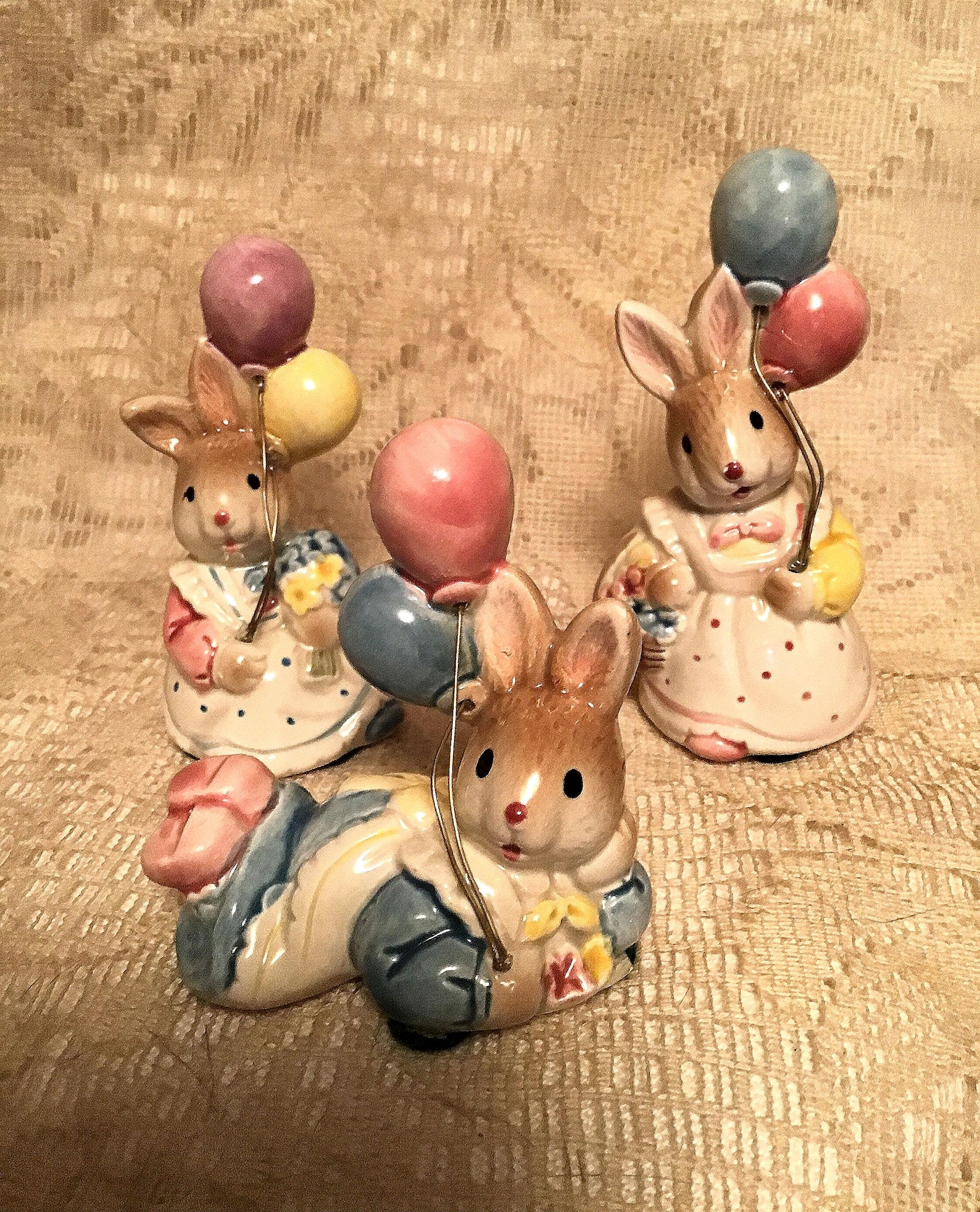 Vintage Lefton Balloon Bunny Figurines Set of 3 - Etsy