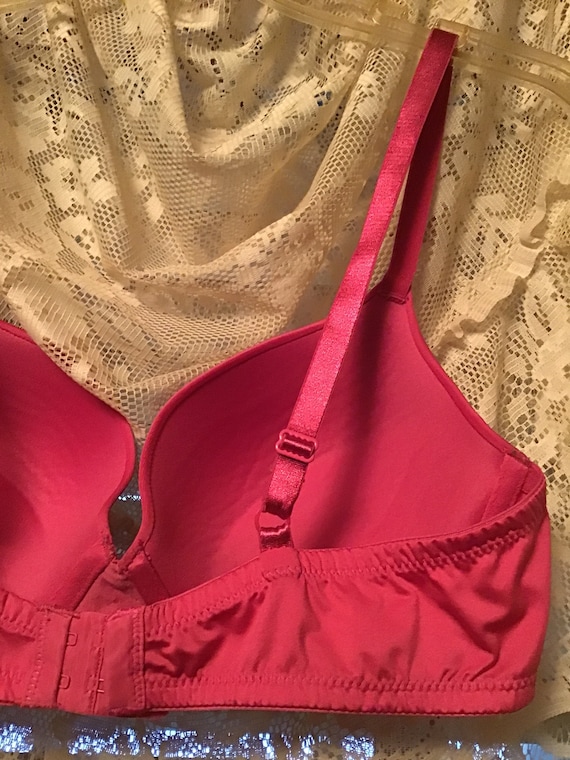 Maidenform Bra 38C Hot Pink - Gem