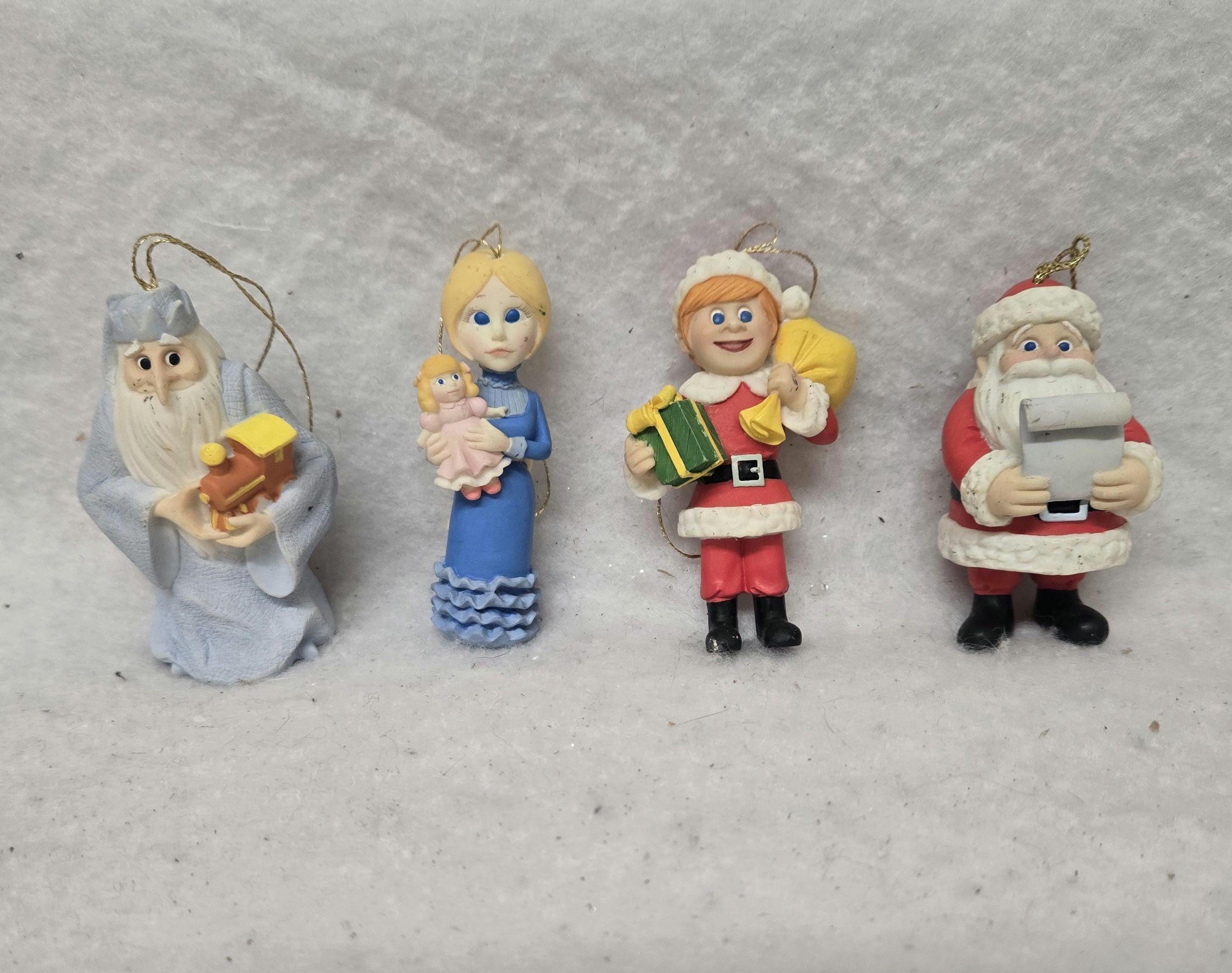 Enesco Santa Claus is Comin to Town Ornaments Miss Jessica Kris Kringle ...