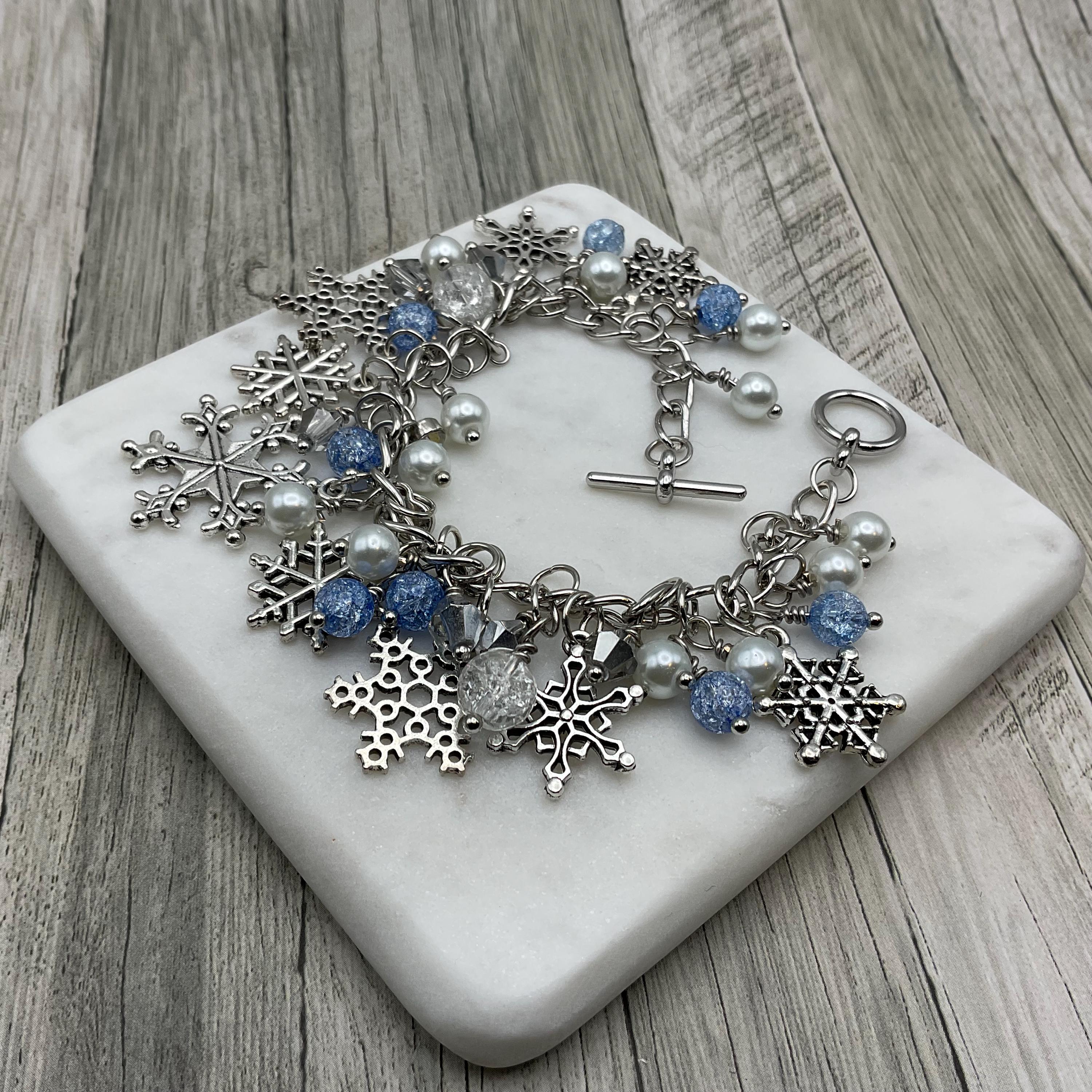 Snowflakes Multi Charm Christmas Chain Bracelet Silver Tone. Snowflake ...