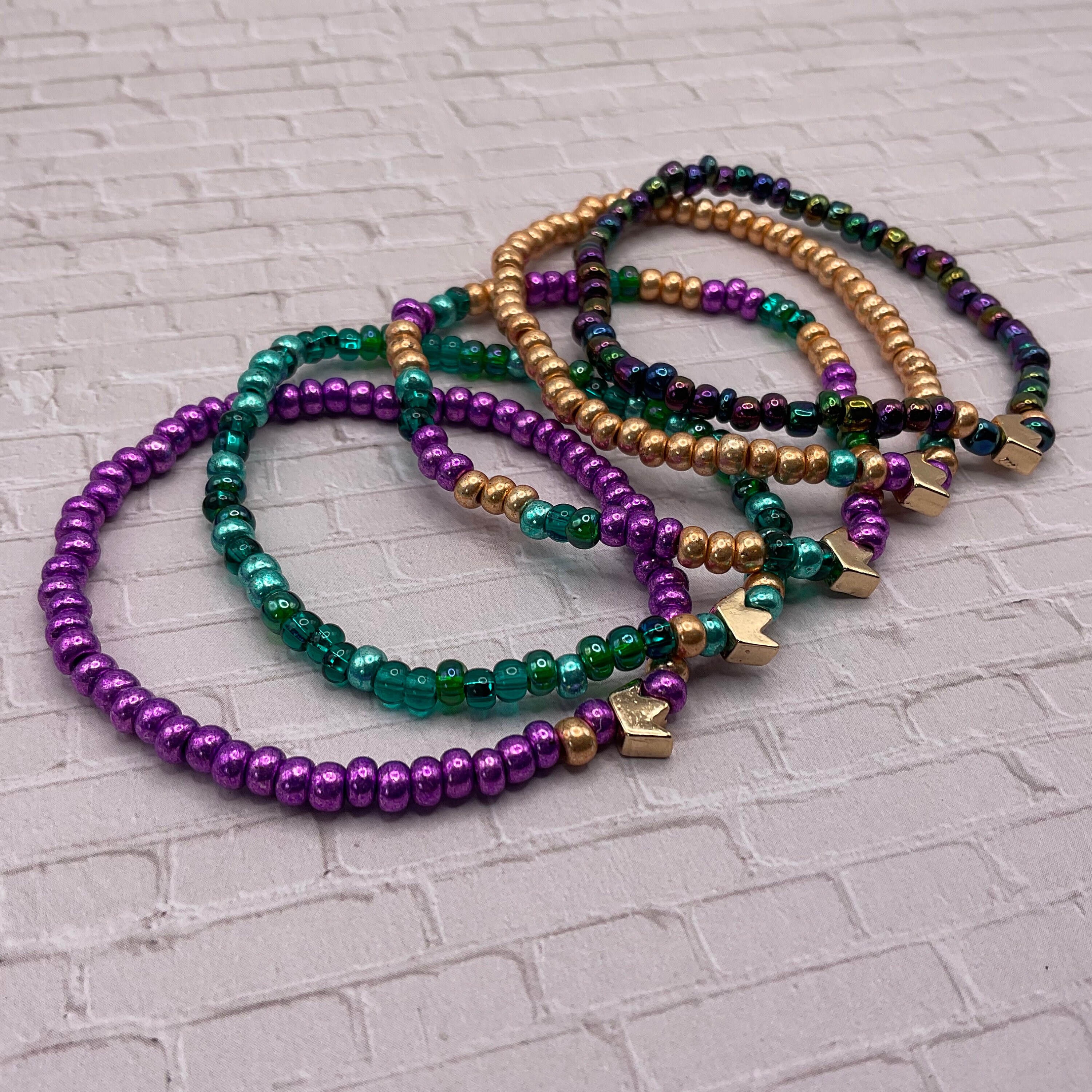 Mardi Gras Crown & Metallic Glass Seed Bead Stretchy Bracelets. New ...