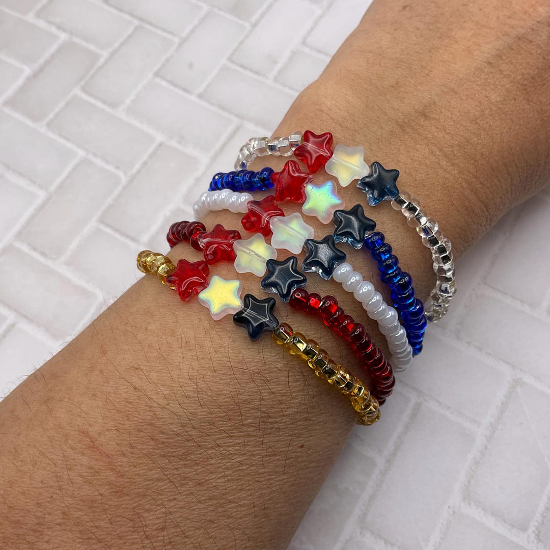 USA Flag Colors Star Stretch Bracelets. Red White and Blue Seed Beads ...