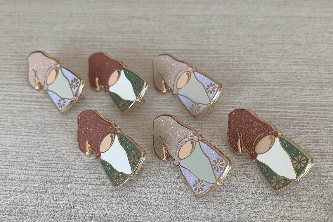 Holiday Christmas Gnome Enamel Pin Glitter Pin Enamel Lapel - Etsy