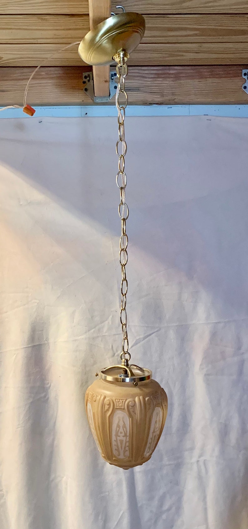 Vintage Victorian Pendant Light 8-inch-tall Molded-glass - Etsy