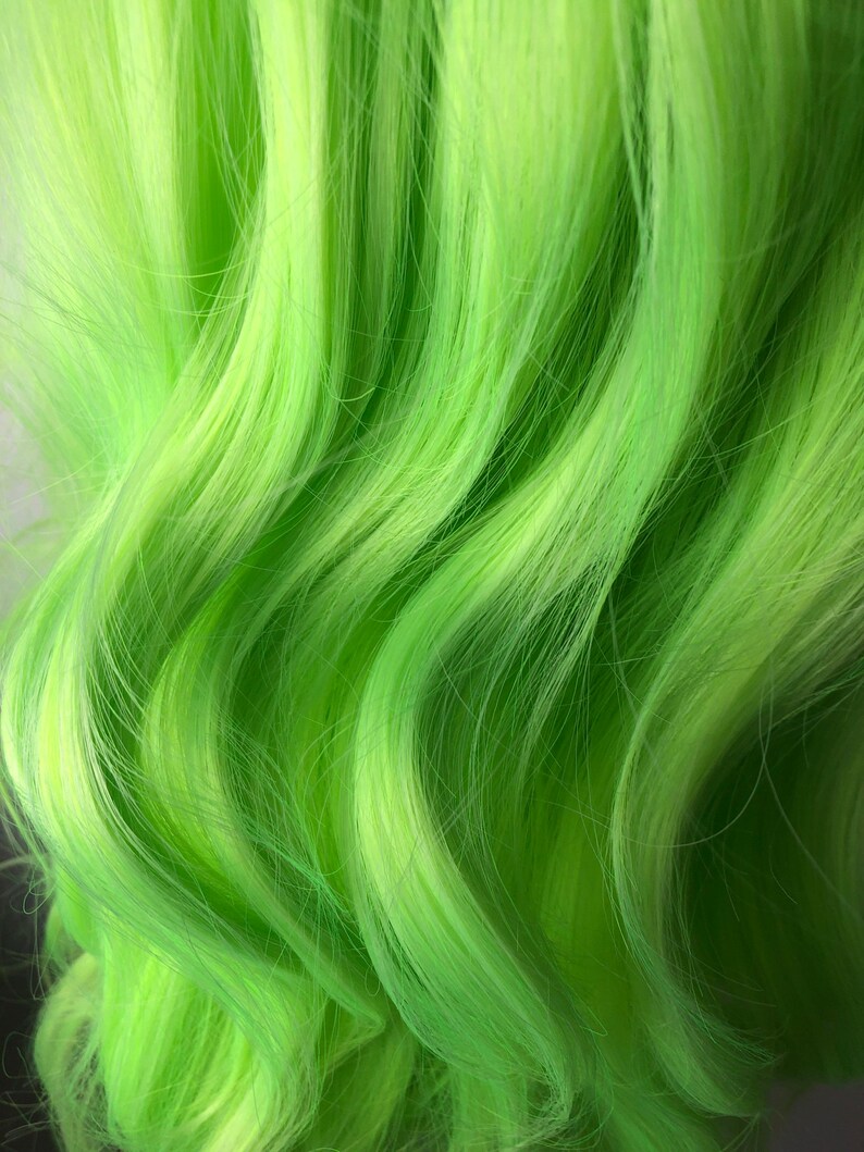 22 Neon Green Body Wavy Lace Front Wig NEW - Etsy