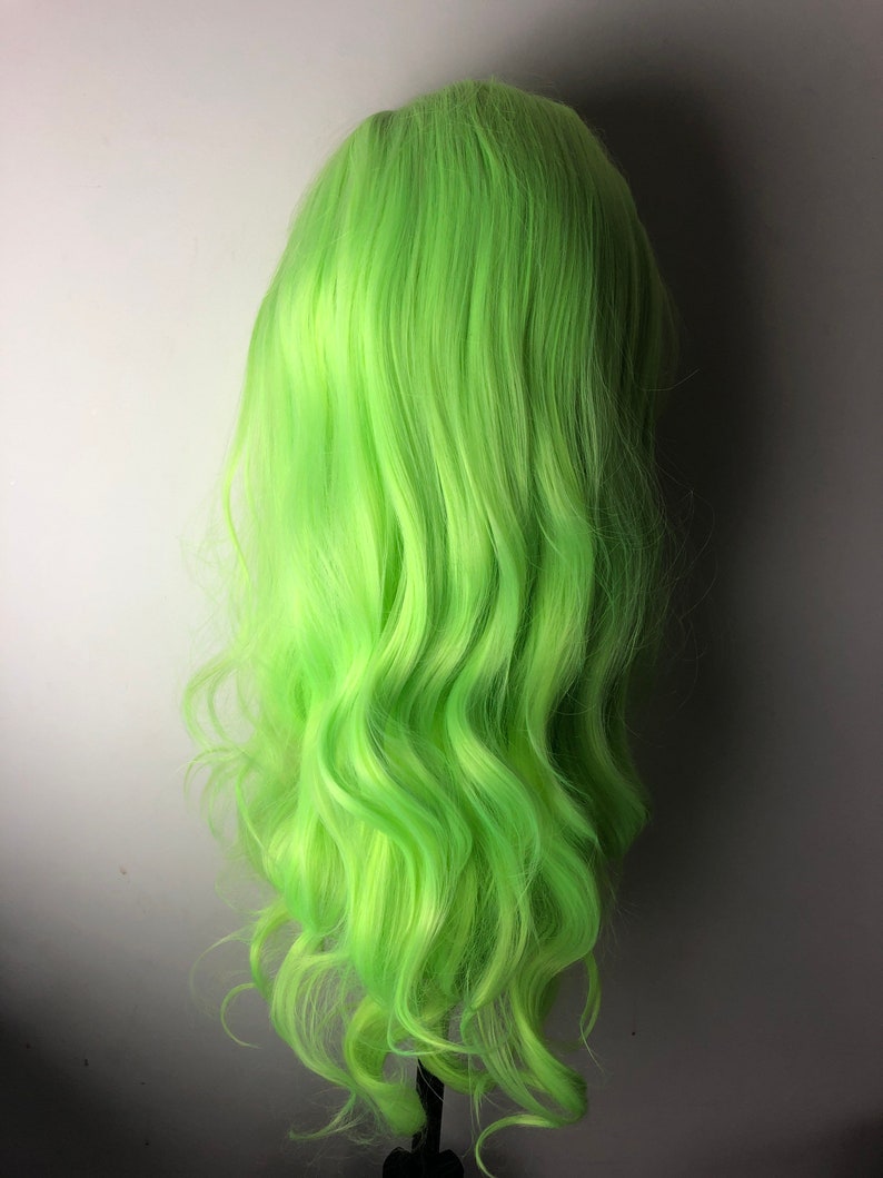 22 Neon Green Body Wavy Lace Front Wig NEW - Etsy