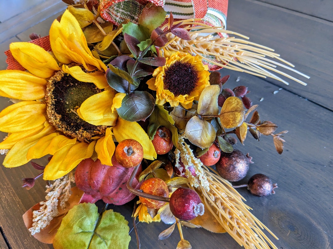 Cornucopia Mini Thanksgiving Horn of Plenty Centerpiece - Etsy