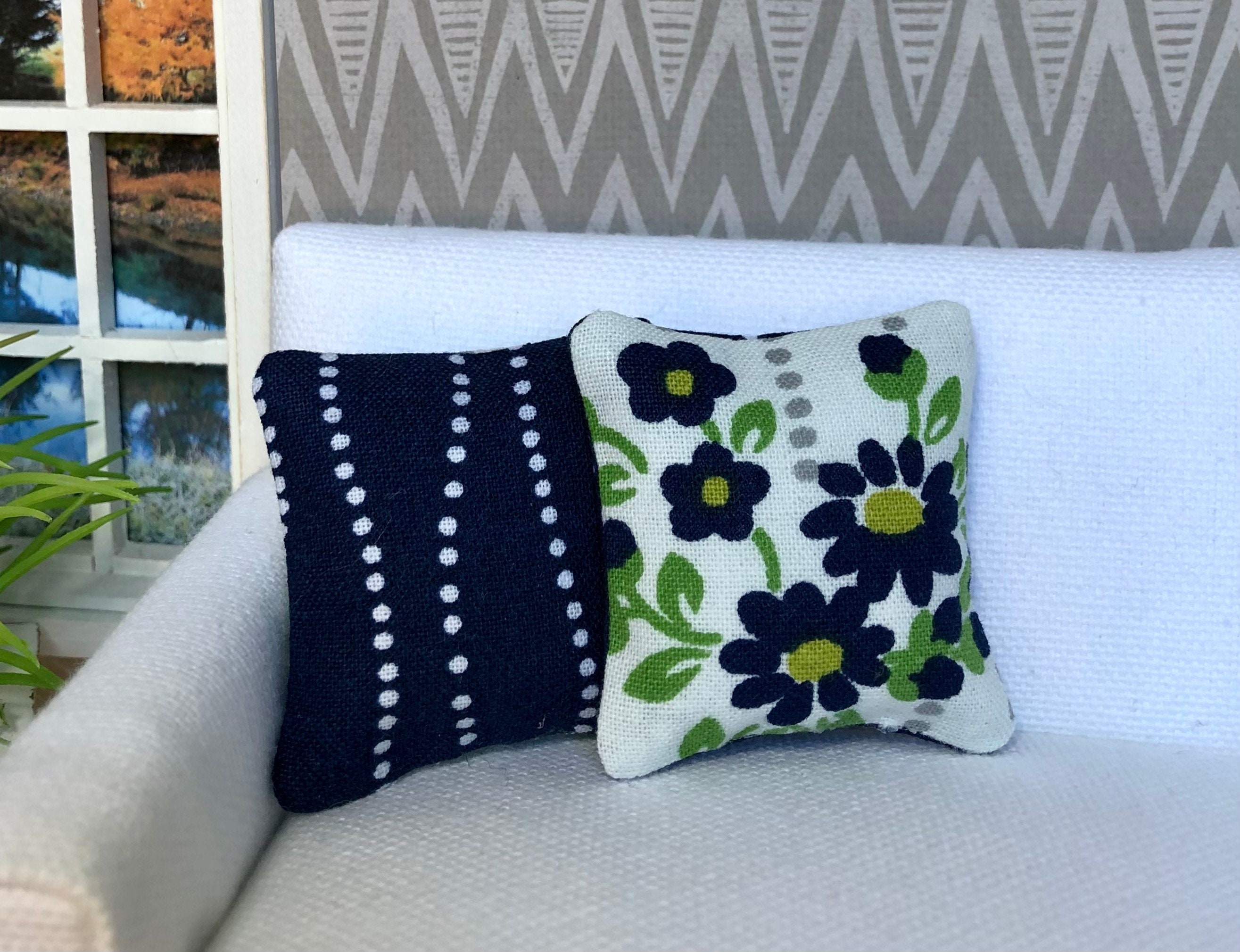 1:12 Scale Dollhouse Pillow Miniature Pillow Throw Pillow - Etsy