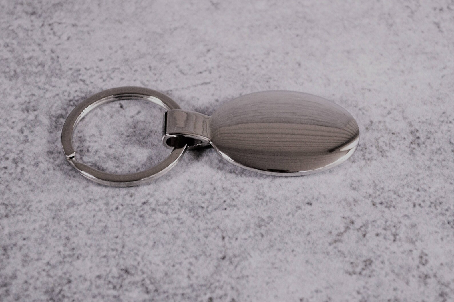 Personalized Oval Keychain Custom Engraved Keyring | Etsy