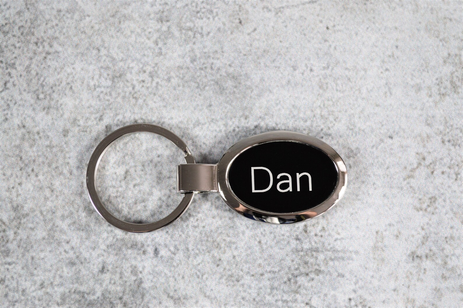 Personalized Oval Keychain Custom Engraved Keyring | Etsy