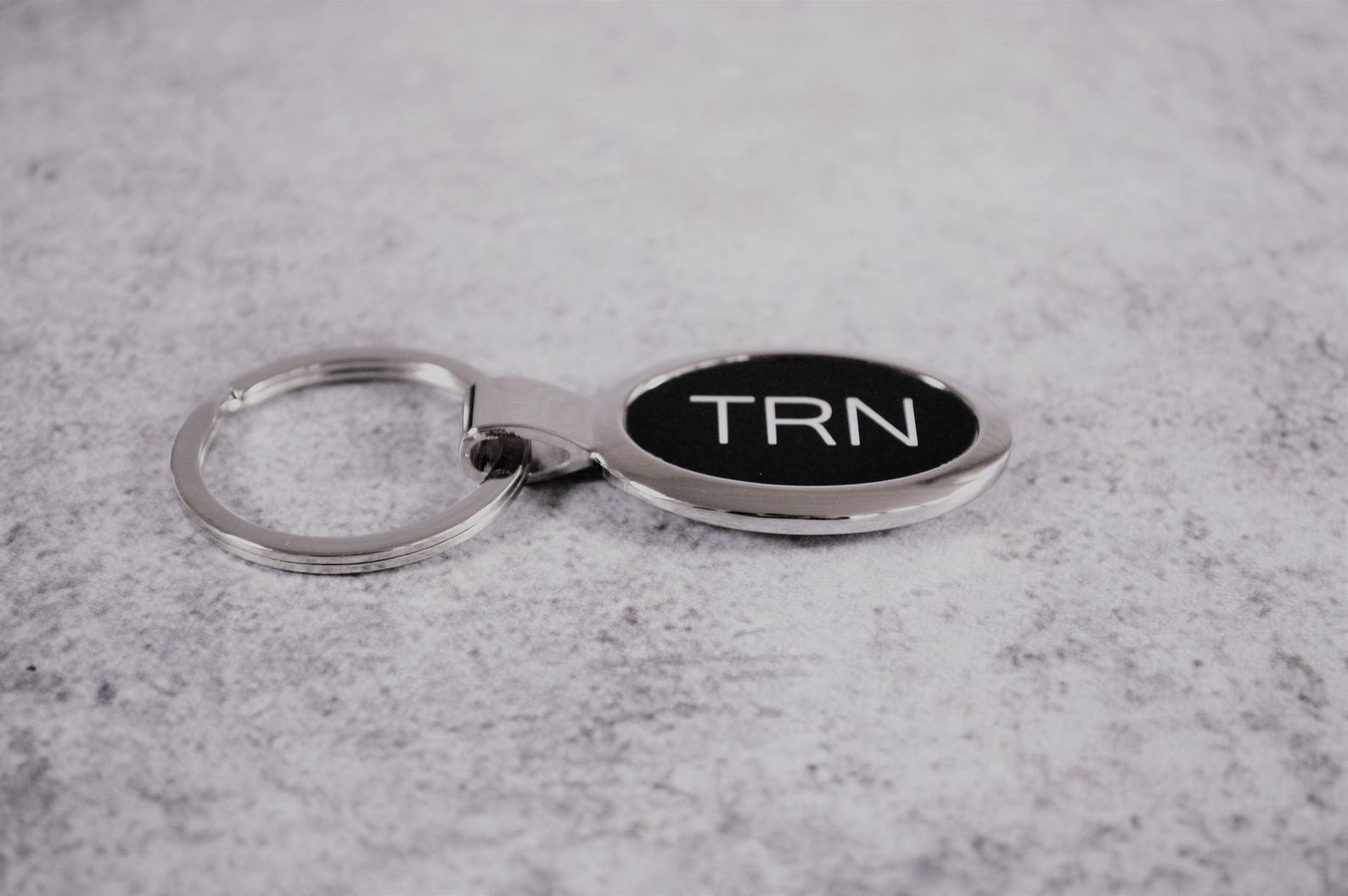 Personalized Oval Keychain Custom Engraved Keyring | Etsy