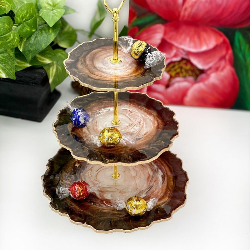 Resin Cake Stand - Etsy