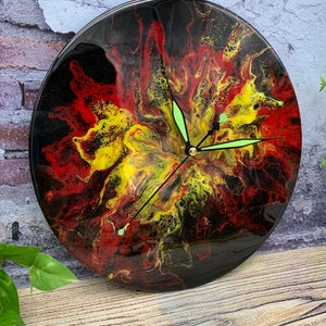 Resin Clock, Red Yellow Gold Decorative Round Clock Modern Wall Gift ...