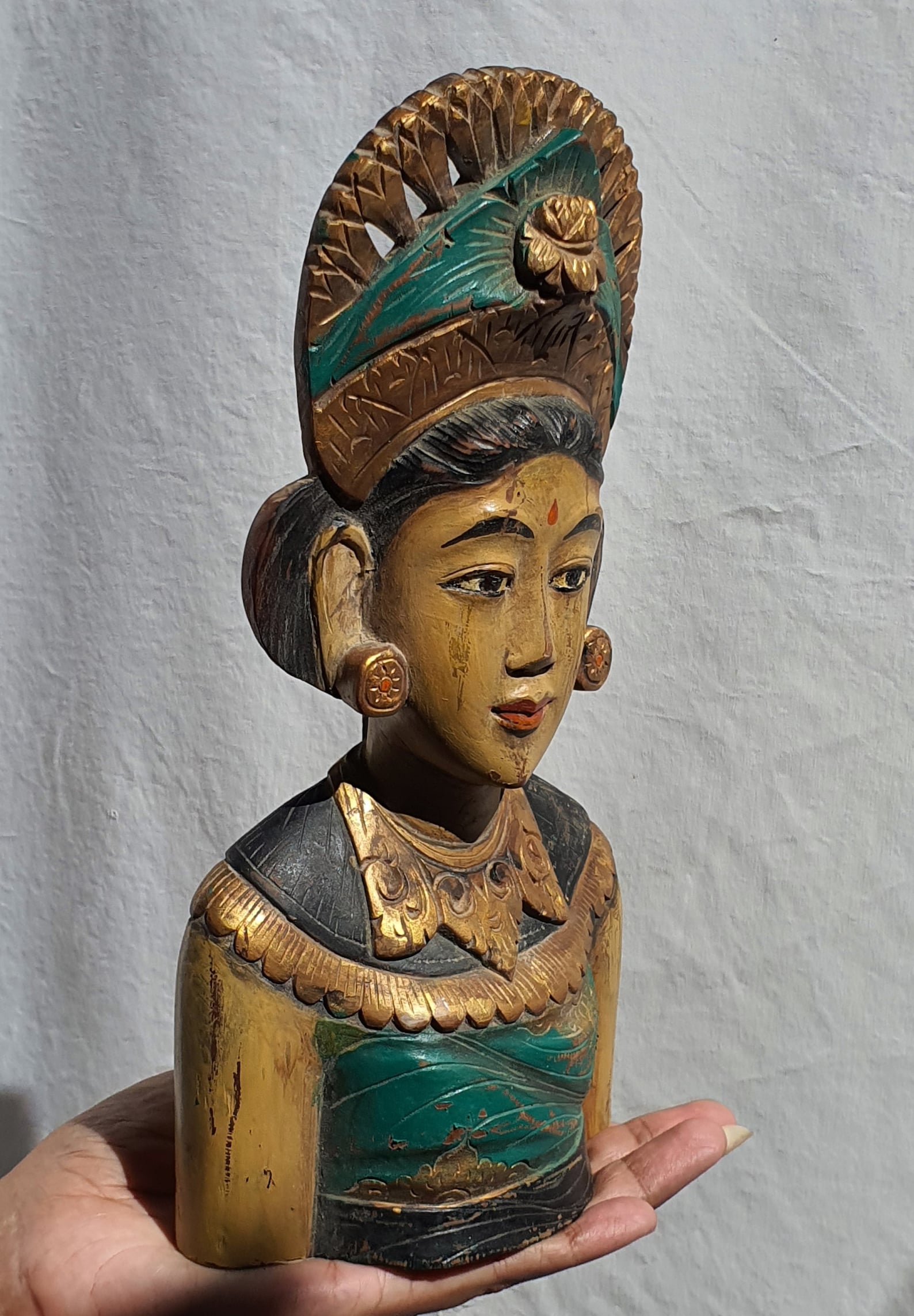 Female With Crown Classic Balinese Princess Bust by Theater Art Gallery ...