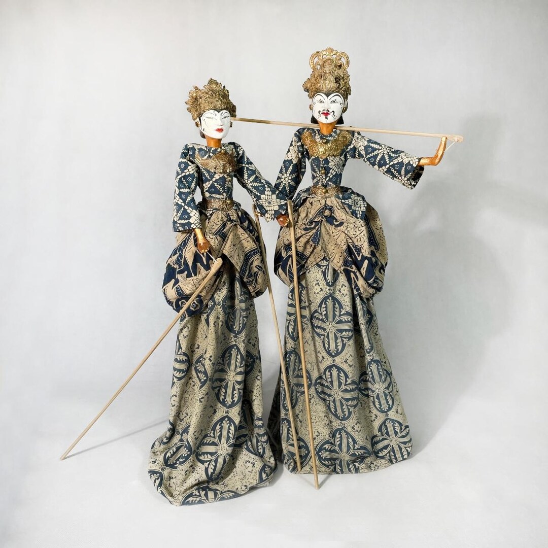 Batik-clothed Wooden Puppets – Handcrafted Wayang Golek From Bali ...