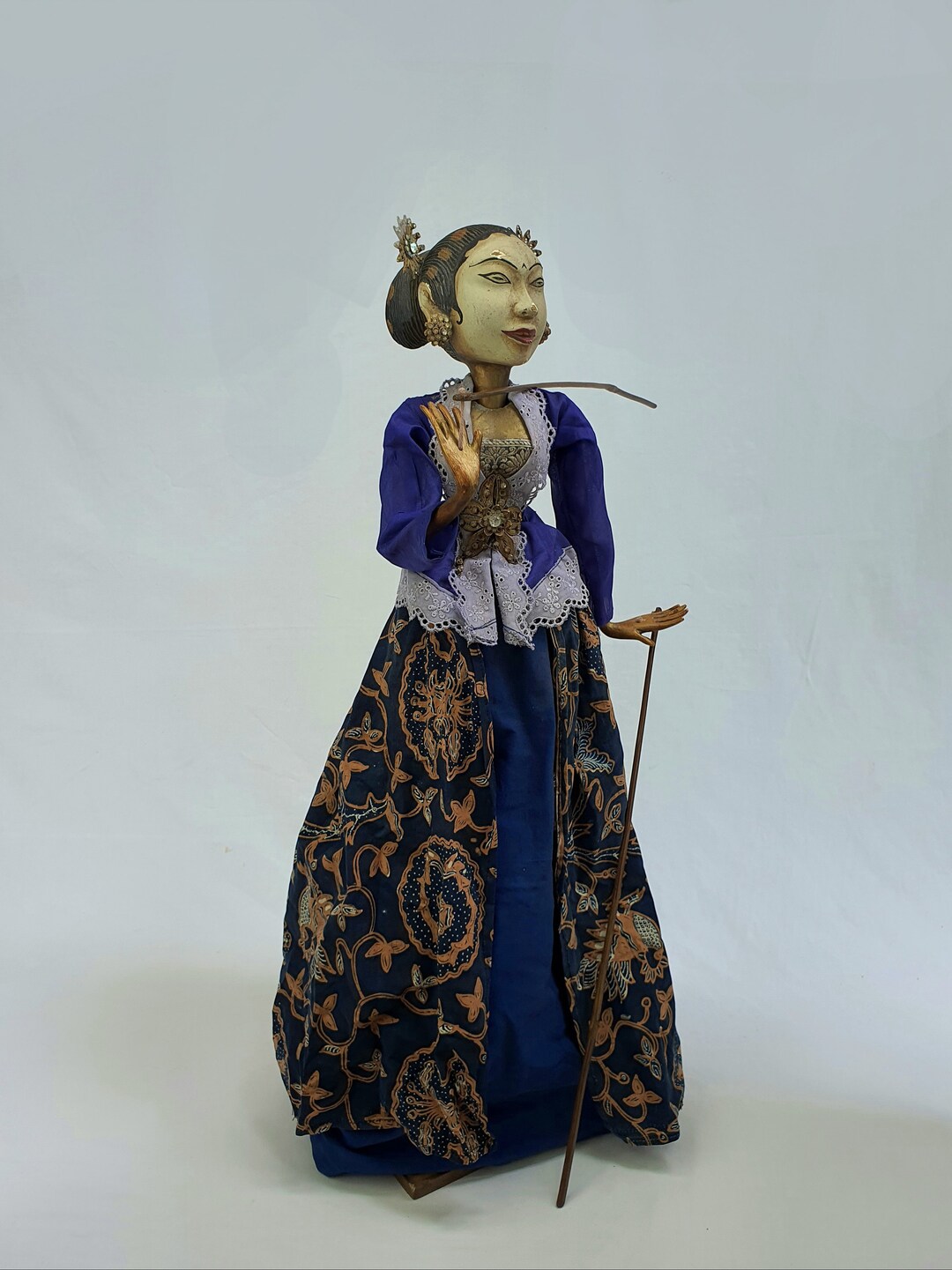 Girl Puppet Collector Classic Indonesian Art : Original Design Wayang ...