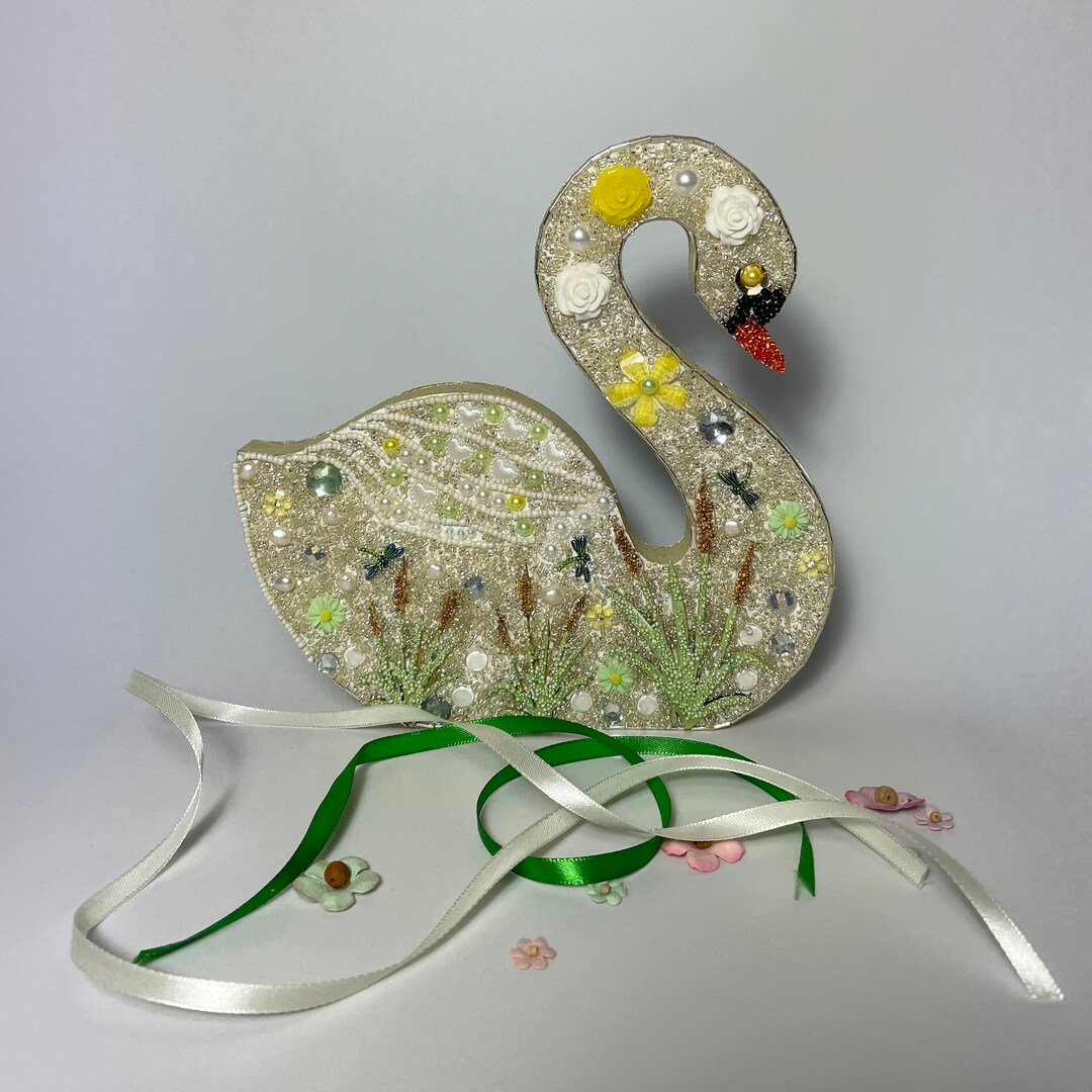 Ornamental 3D Swan, Beaded Swan,swan Decor, Swan Gift - Etsy UK