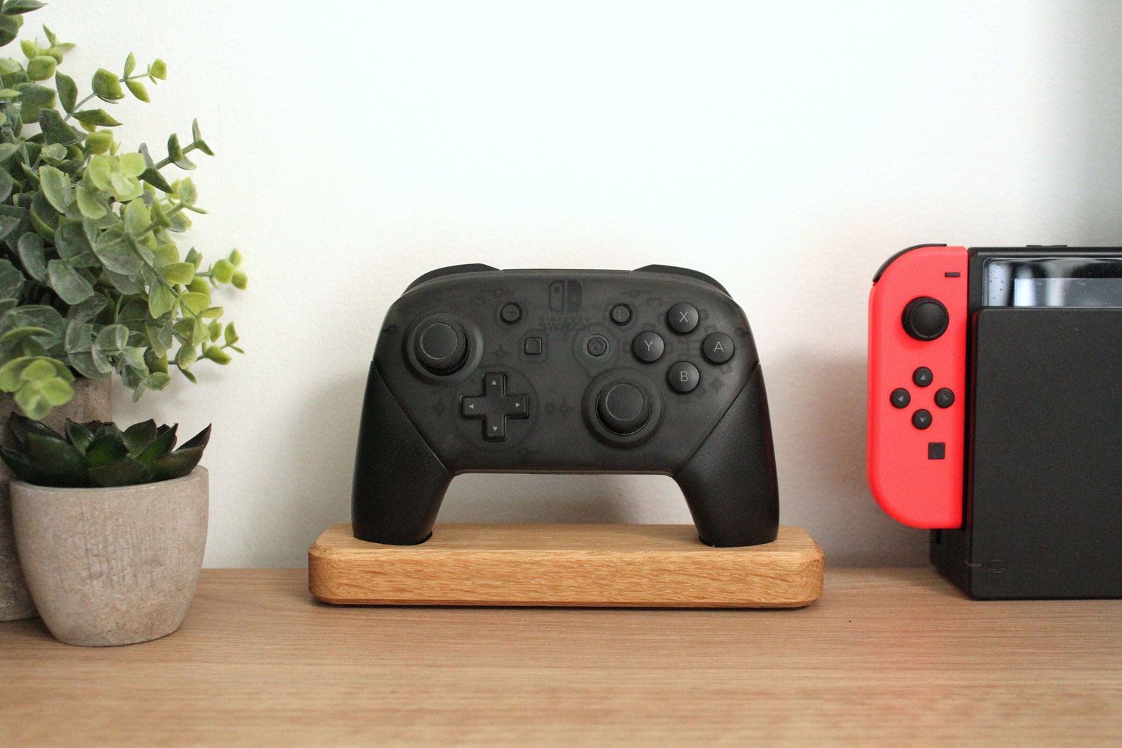 Nintendo Switch Pro Controller Stand Wooden Oak - Etsy