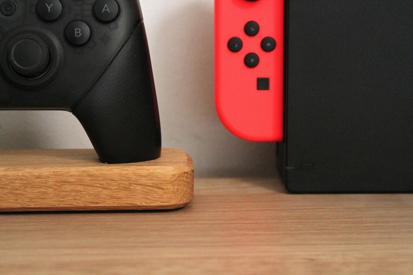 Nintendo Switch Pro Controller Stand Wooden Oak - Etsy