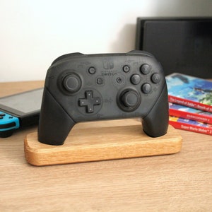 Nintendo Switch Pro Controller Stand Sustainable Oak Hardwood Display ...