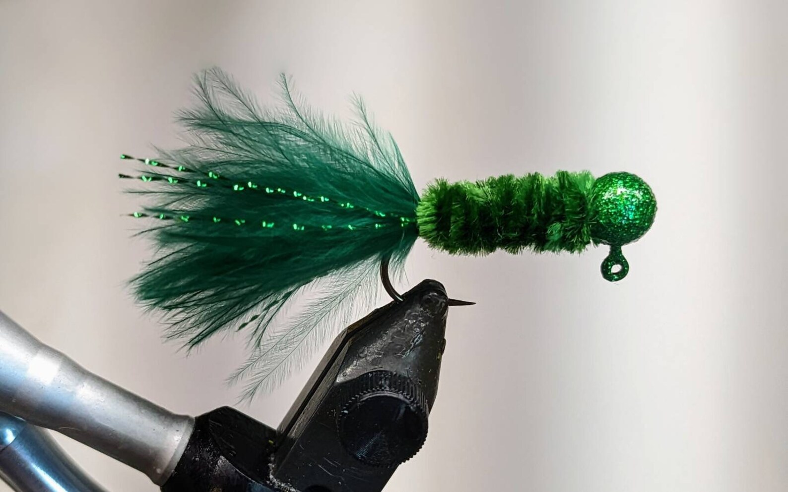 Disco Green Crappie/bass Jig #98 5 per Pack 4 Sizes 2 Hook Styles ...