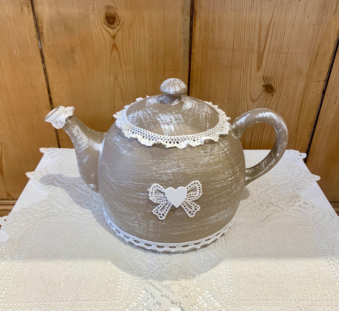 Old Teapot, Shabby Taupe, Marinette - Etsy