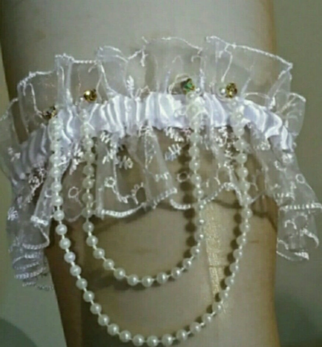 Gorgeous Bridal Leg Garter Plus Get TOSS GARTER FREE! , Brides ...