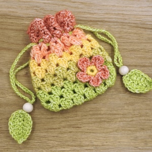 Crochet Flower Drawstring Pouch Pattern, Floral Keepsake Bag, Reusable ...
