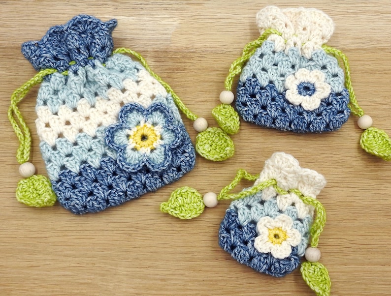 Crochet Flower Drawstring Pouch Pattern, Floral Keepsake Bag, Reusable ...