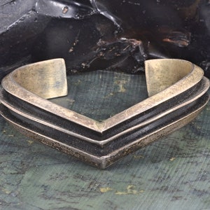 Tom Hawk Signed Heavy Native American Sterling Silver vshaped Cuff ...