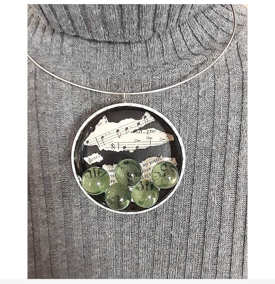 Zero Waste Jewelry. Upcycling Jewelry. Jar Lid Pendant, Music Paper and ...
