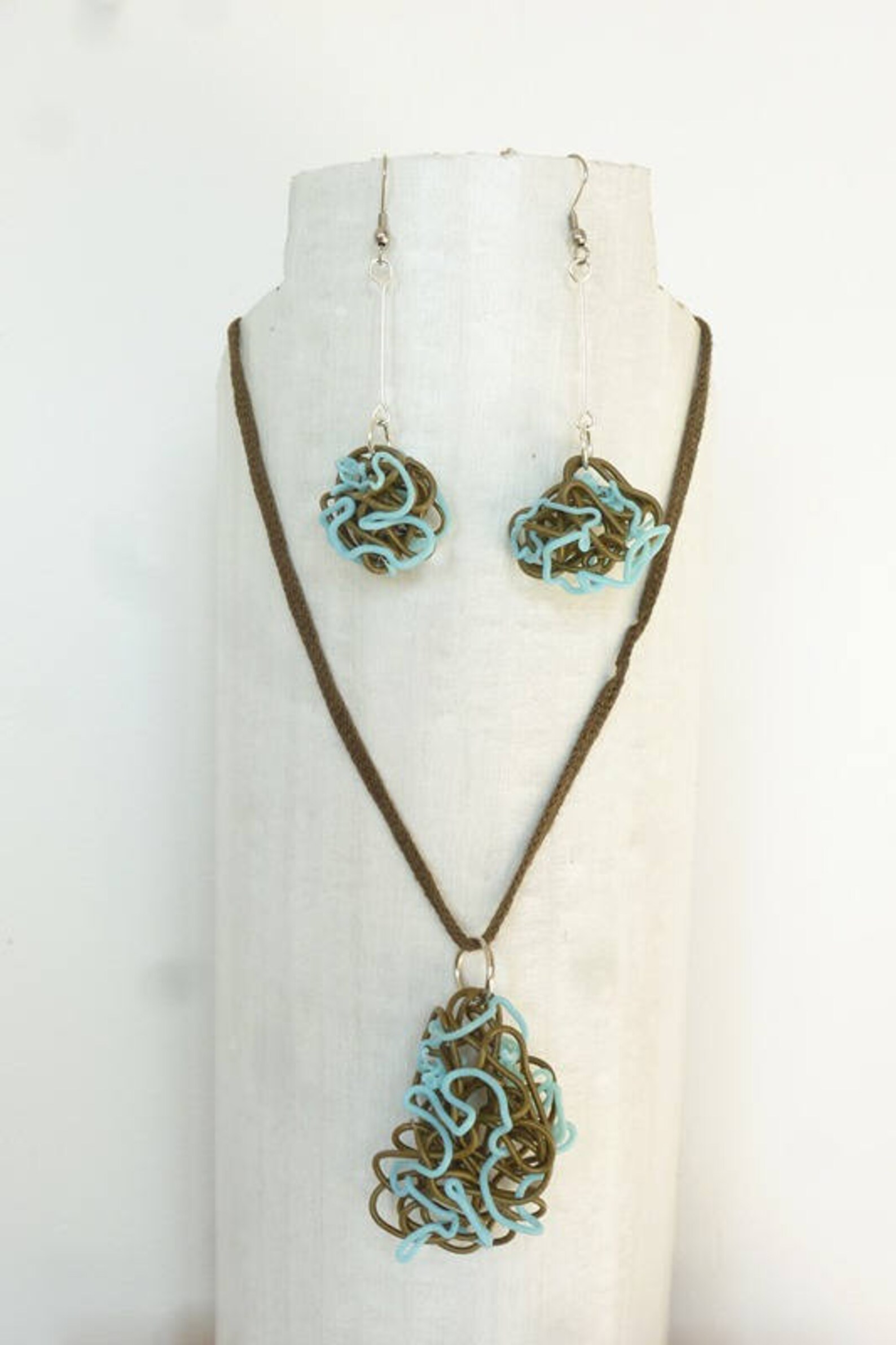 Plastic Jewelry. 3D Pen. Set of Earrings and Sautoir Necklace in Khaki ...