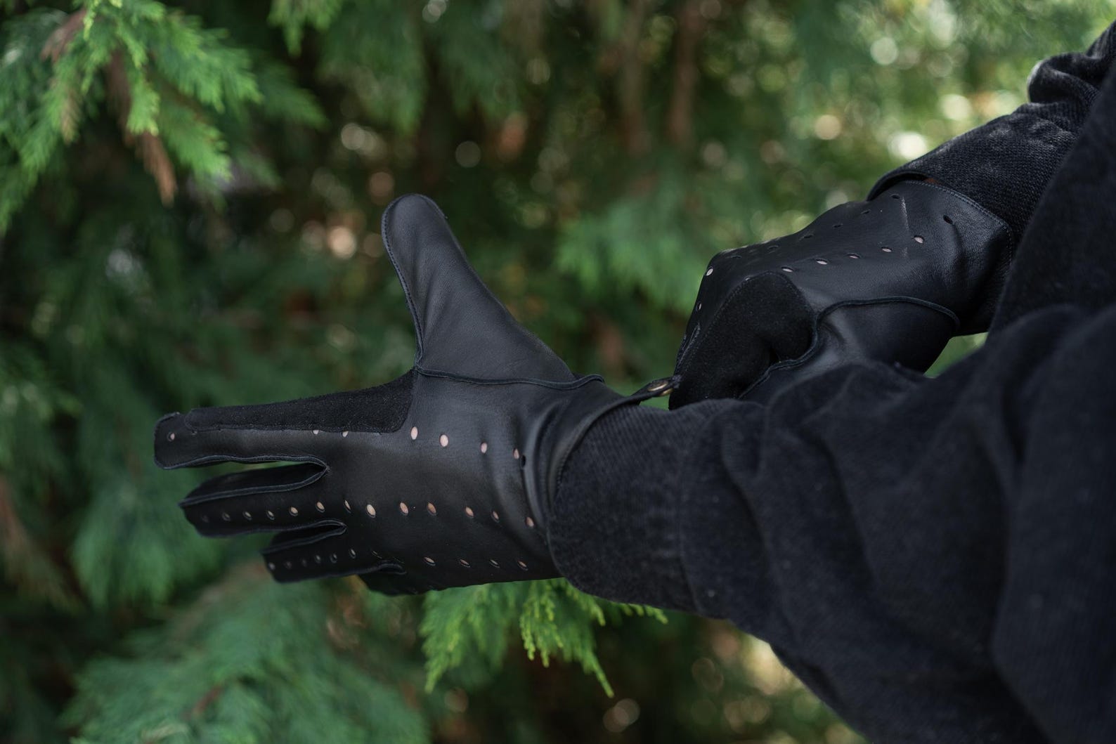 Men's UNLINED Gloves - BLACK - Deerskin Leather - Etsy