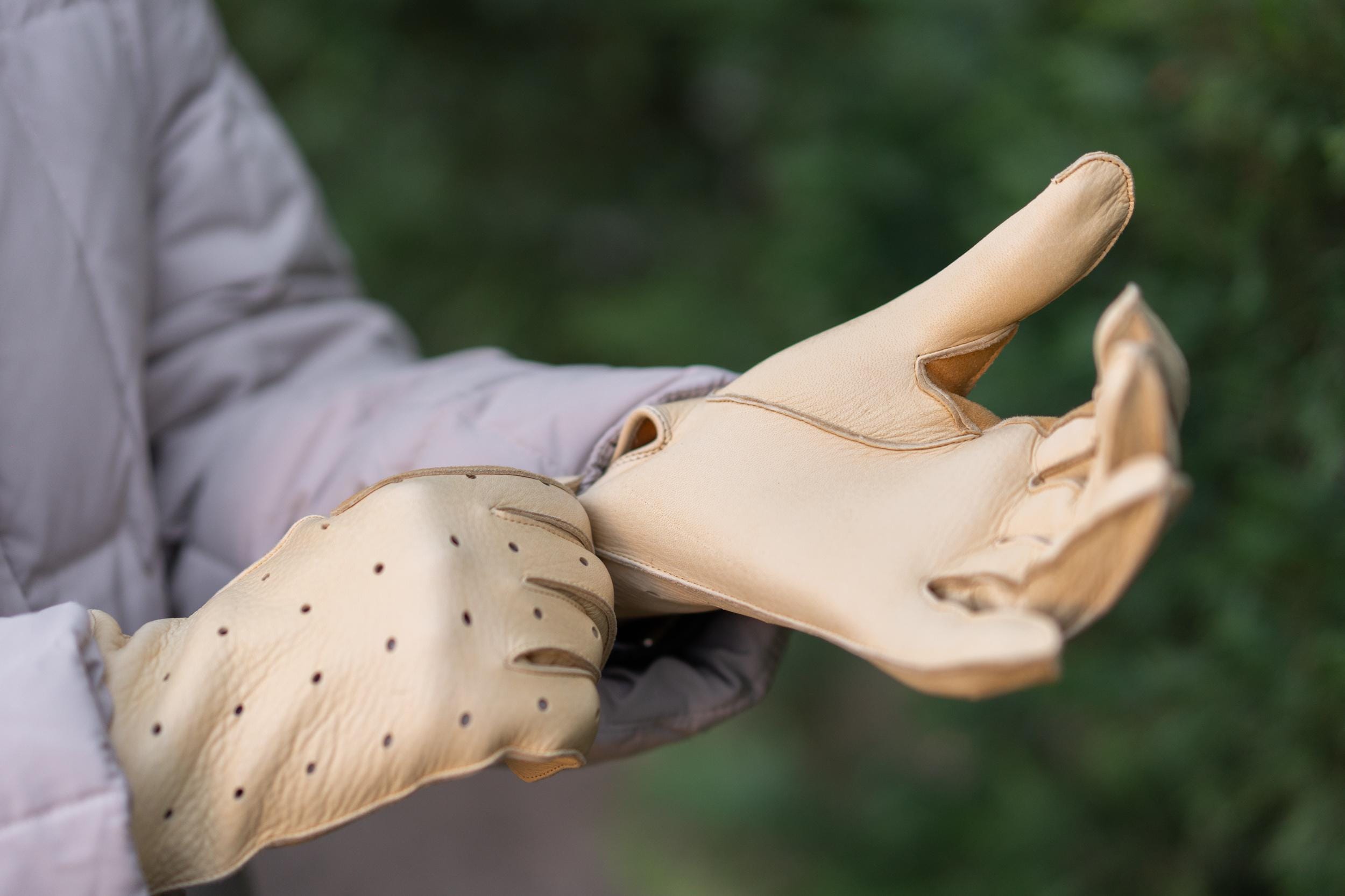 Women's UNLINED Gloves - HONEY - Deerskin Leather - Etsy