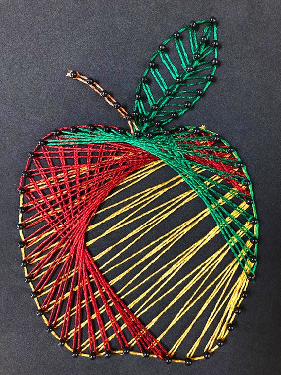 String Art Craft Kit With 9 Beautiful Metallic Thread Colours. - Etsy