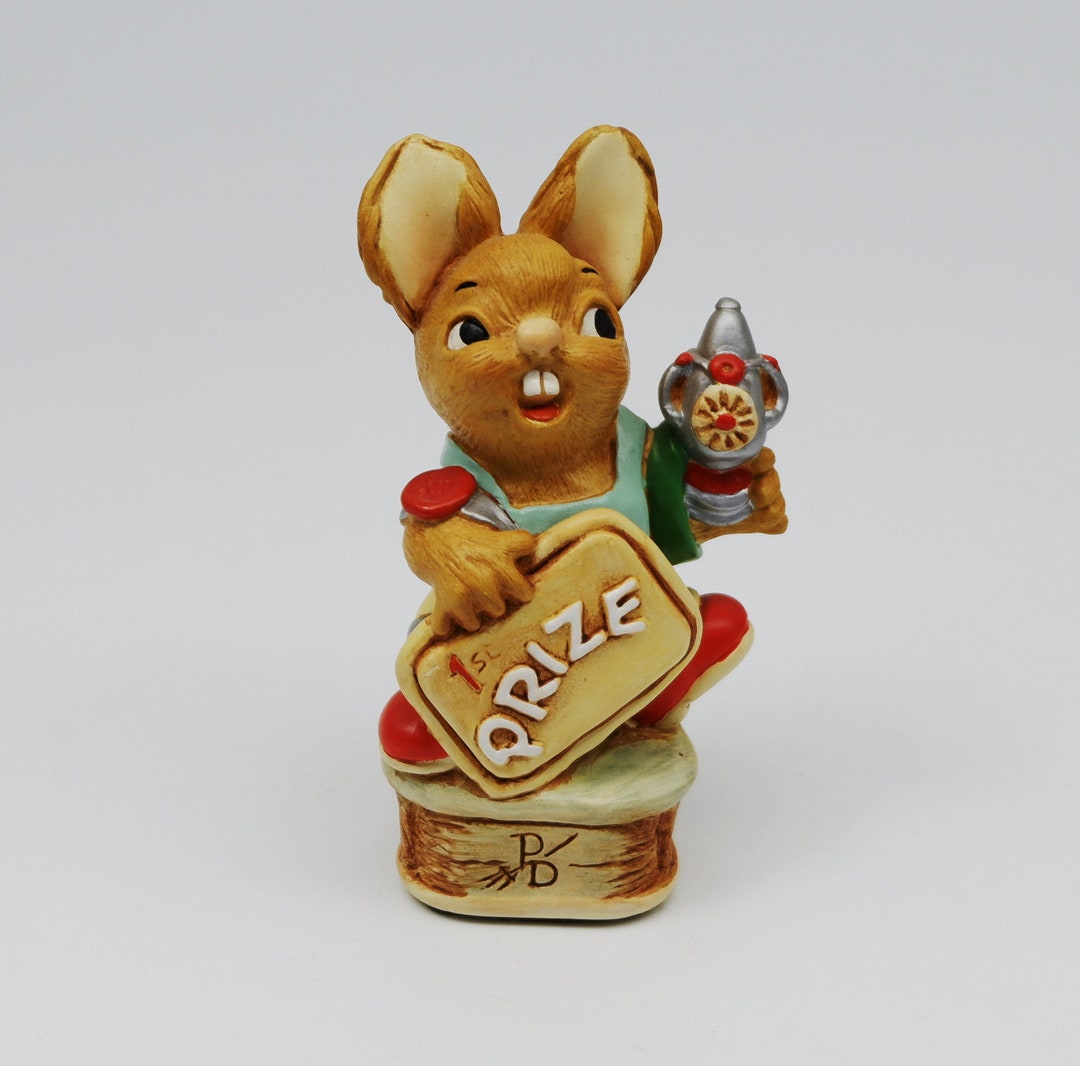 Pendelfin Vintage Stone Rabbit Figurine judge Handmade and Hand Painted ...