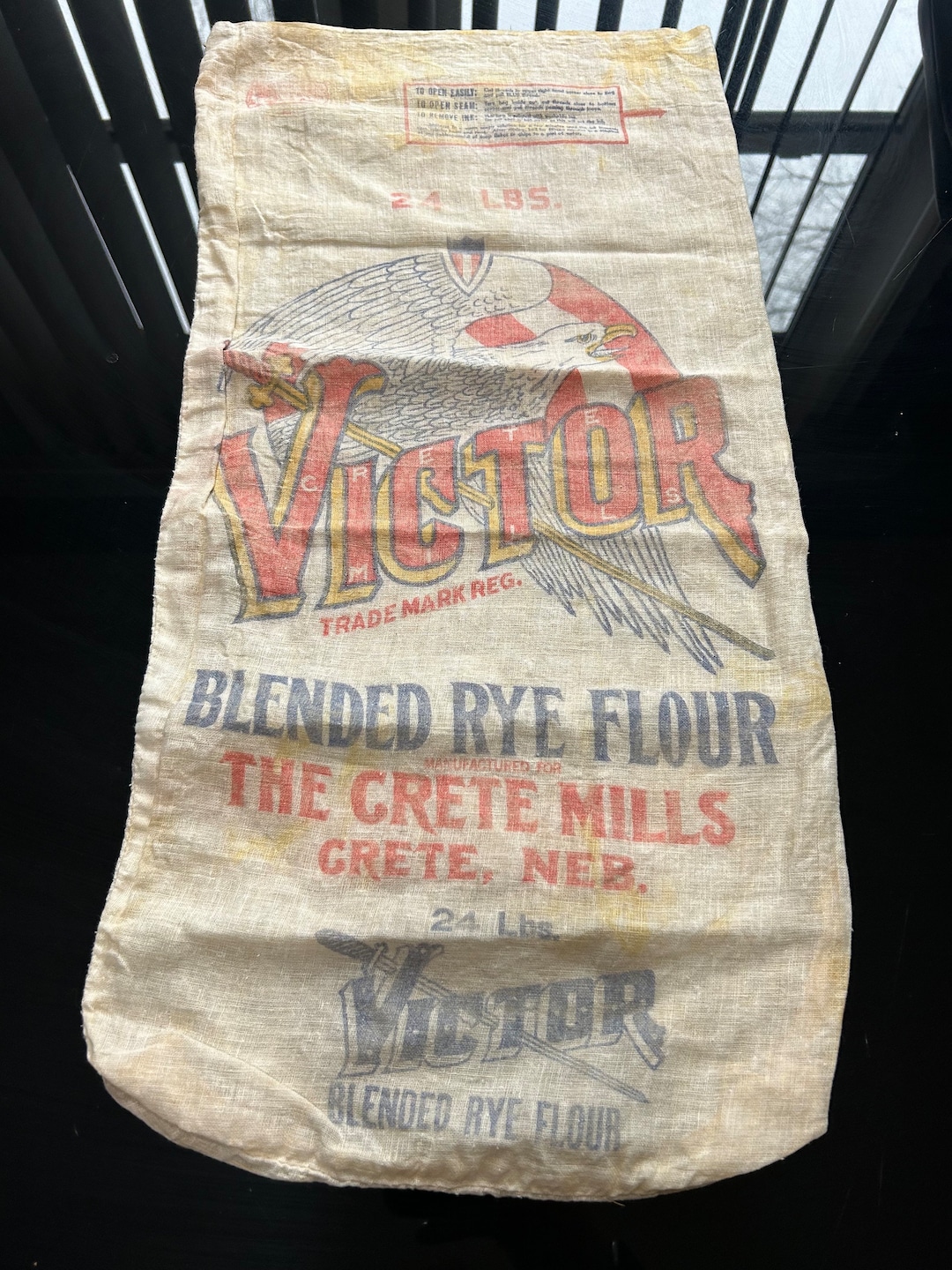 Victor Feeds Blended Rye Flour the Crete Mills Crete Nebraska 24 Pound ...