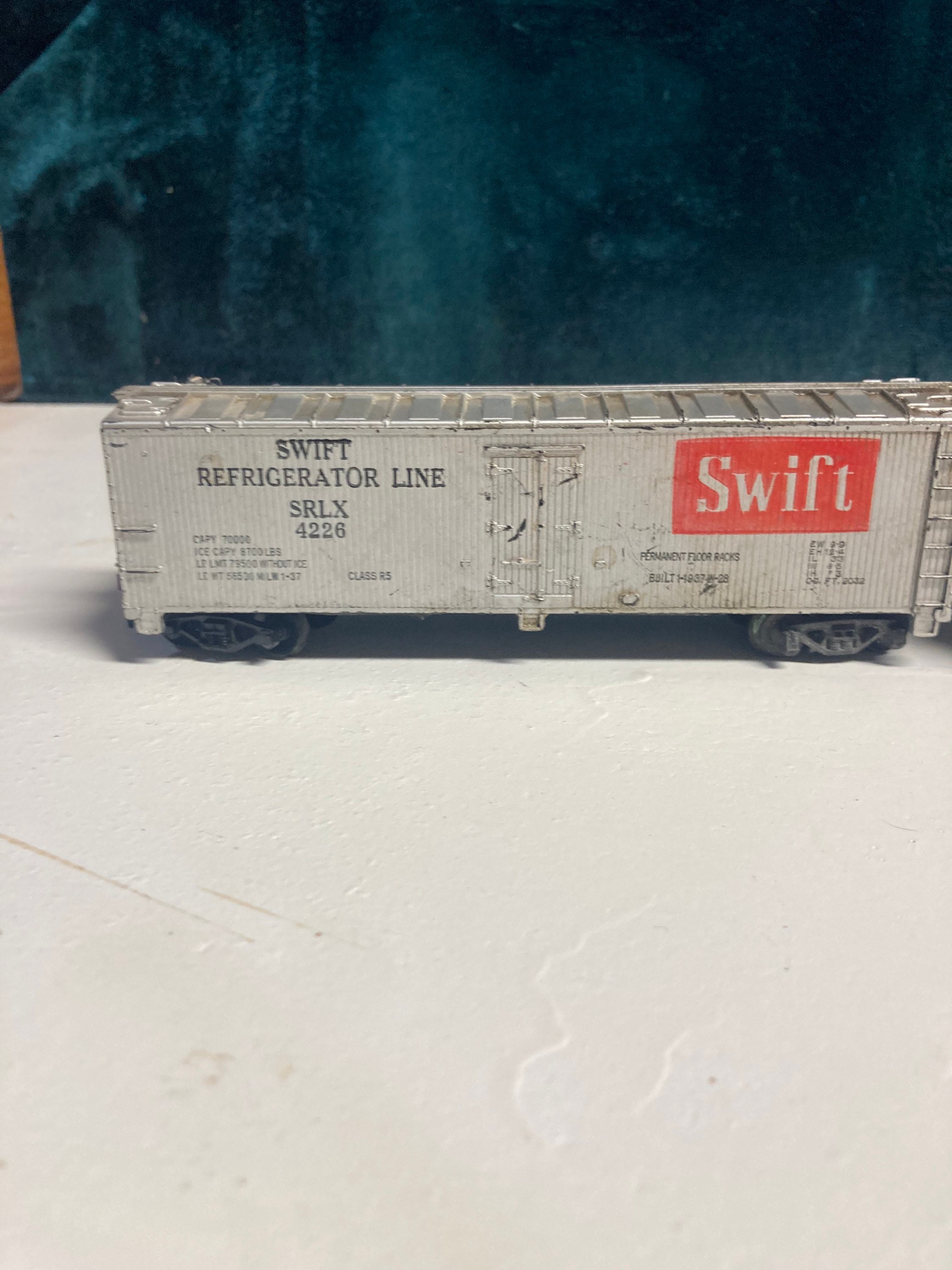 HO Train Car Group Lot Swift Refrigerated Line Boxcar Great Northern ...