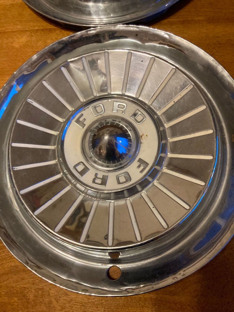 Set of 4 Ford Hubcaps 1960s - Etsy