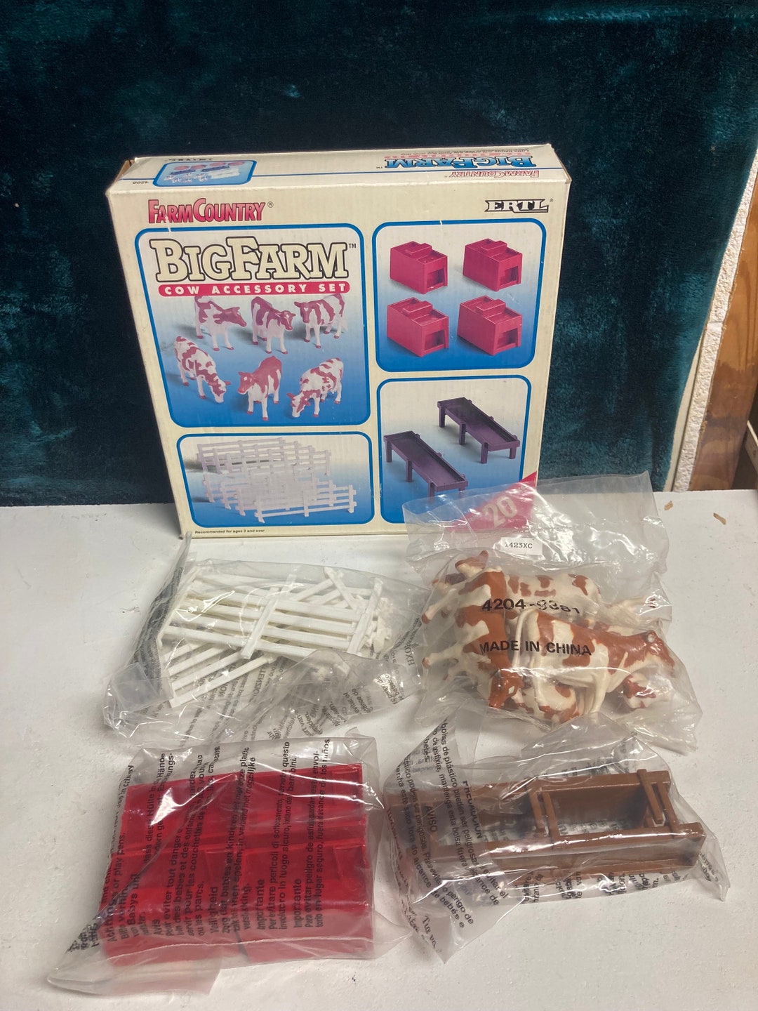 Ertl Farm Country Big Farm Cow Accessory Set - Etsy
