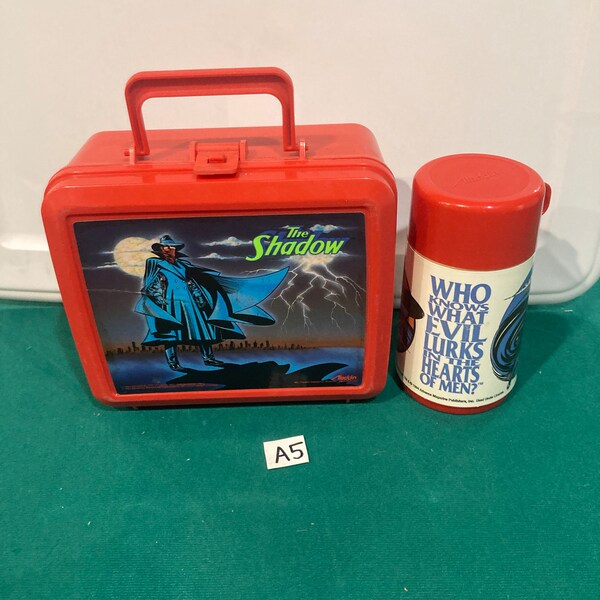 Vintage Lunch Box - Etsy