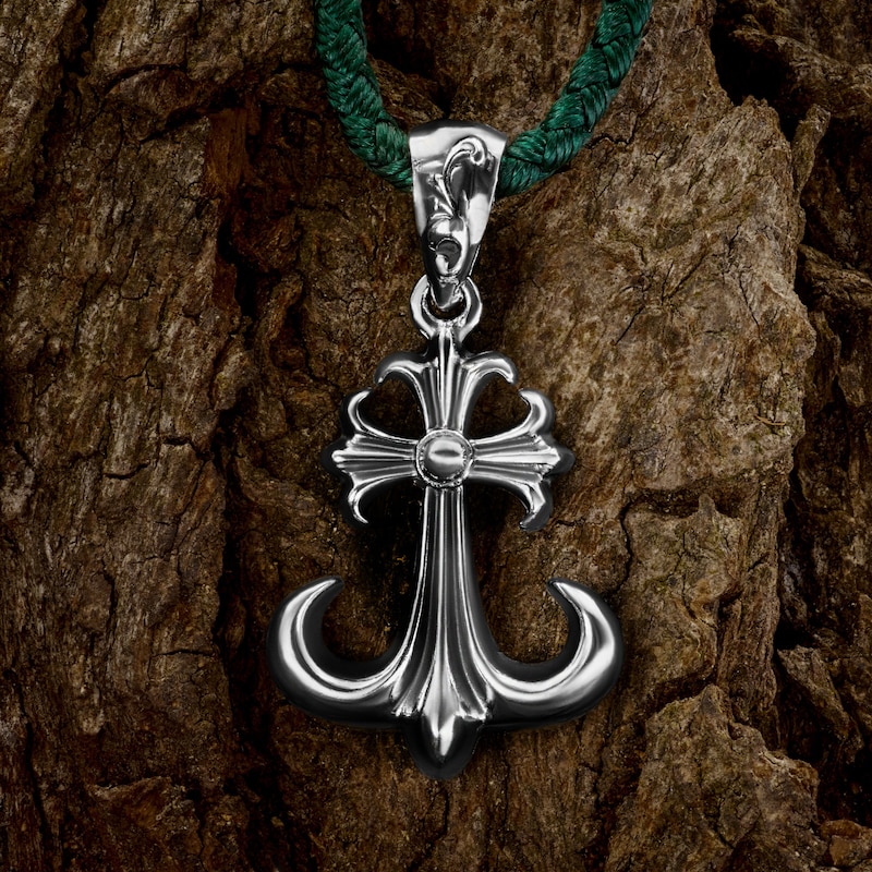 Gothic Pendant - Etsy